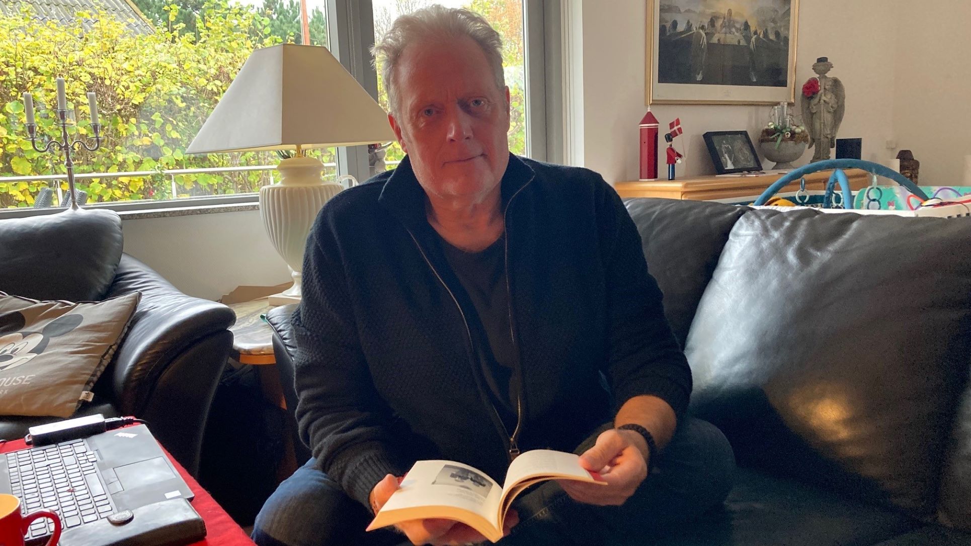 Vind bogen: 62-årige Jimmys digte fra dæmonernes verden