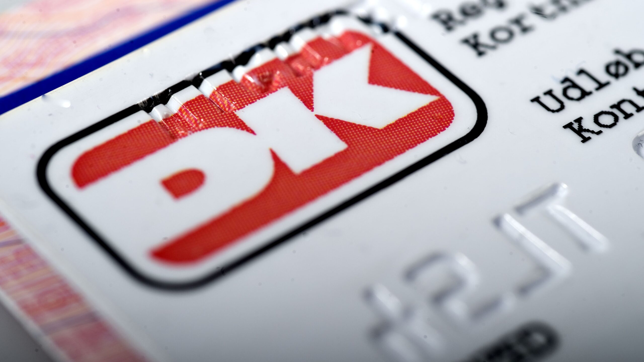 Billigere end Visa og MasterCard: Snart kan du betale med Dankortet på ...