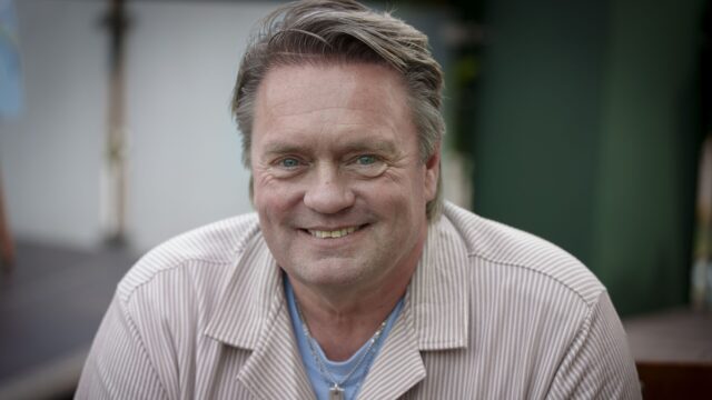 Johnny Hansen fylder 60 år: Jeg står et fantastisk sted i livet