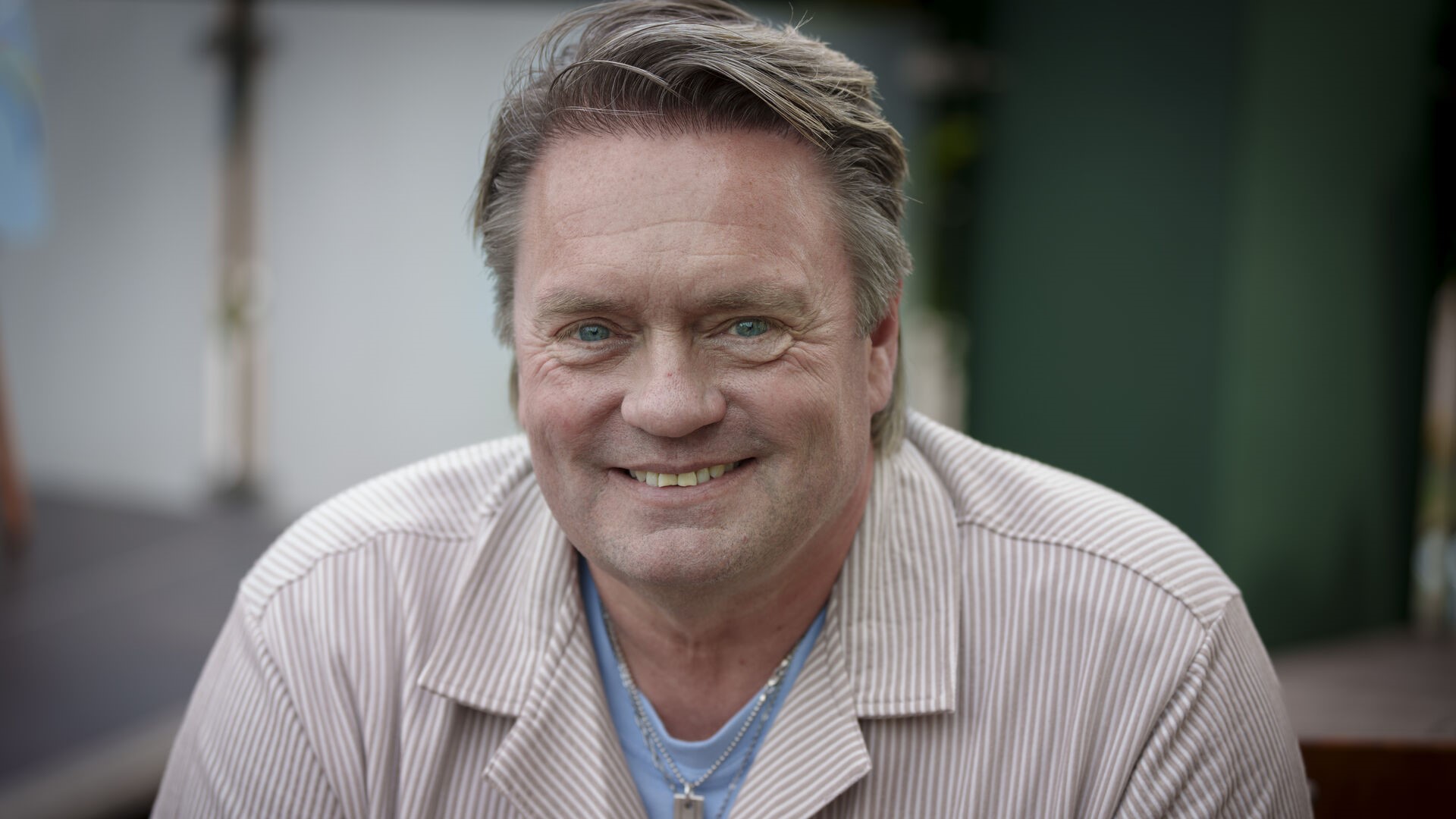 Johnny Hansen fylder 60 år: Jeg står et fantastisk sted i livet